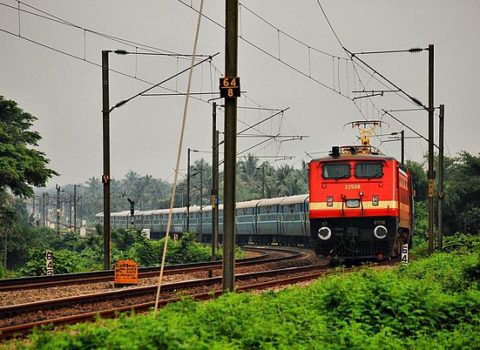 Siemens builds traction transformer for Indian Railways - Power ...